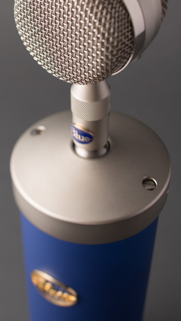 Bottle Mic Locker is an incredible, all in one tube microphone setup ...